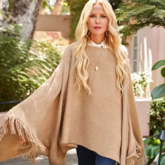 Shiraleah | Sweaters | Nwt Shiraleah Rowan Skye Poncho | Poshmark